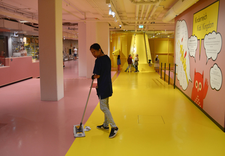 Off Guard Photography - Karen Rose